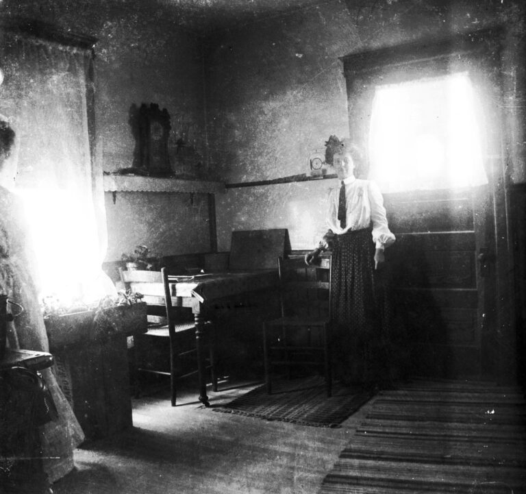 Kitchen – Plymouth Historical Museum